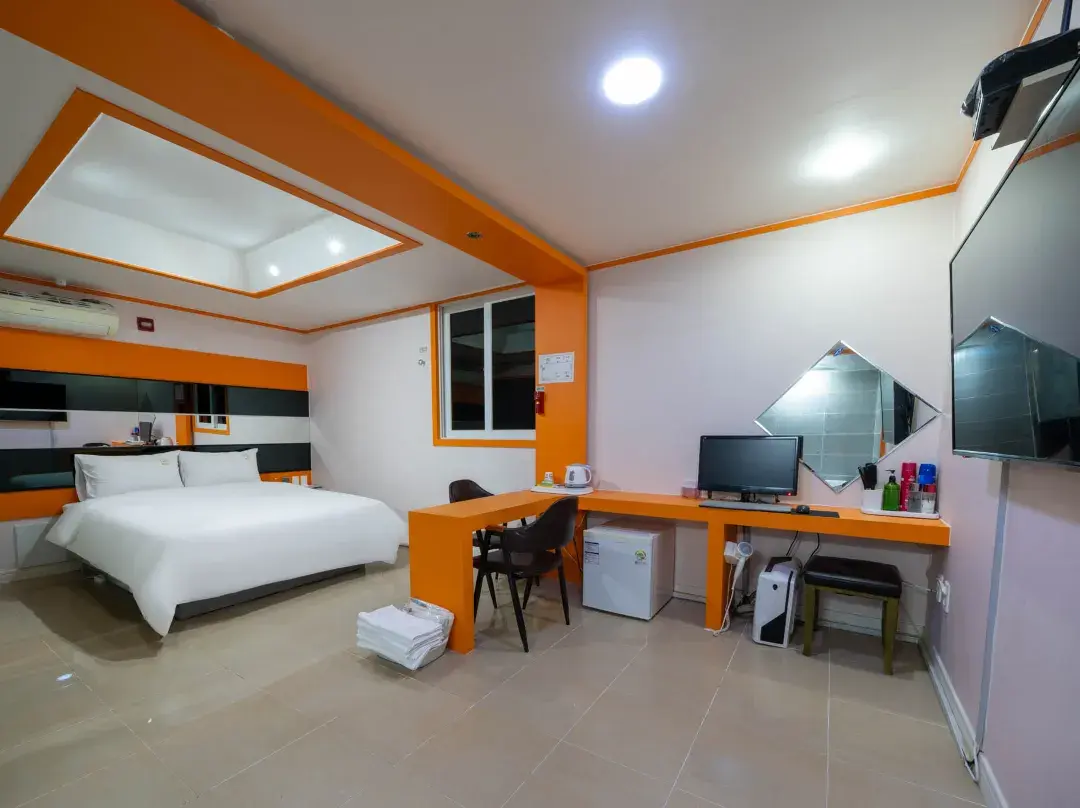 Tongyeong Two - Tongyeong