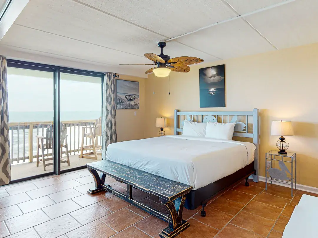 Gulf Views, Beach Boardwalk And Shared Pool Hot Tub - Corpus Christi