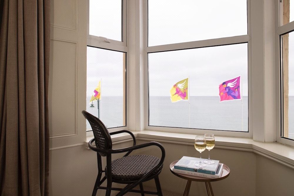 The Beach Club - Penzance