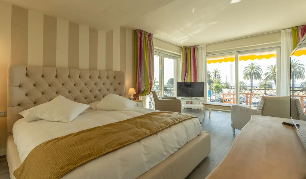 La Dolce Vita Hotel - Menton