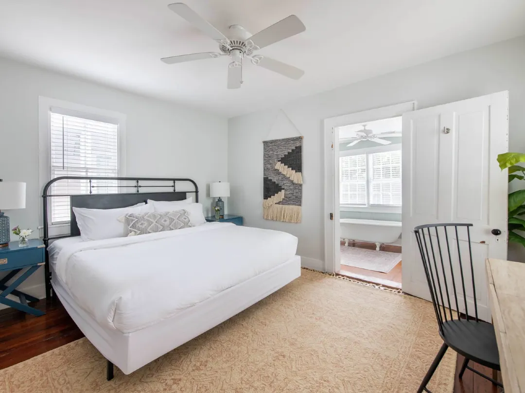 Renovated 2br Downtown Gem Near King - Charleston, SC