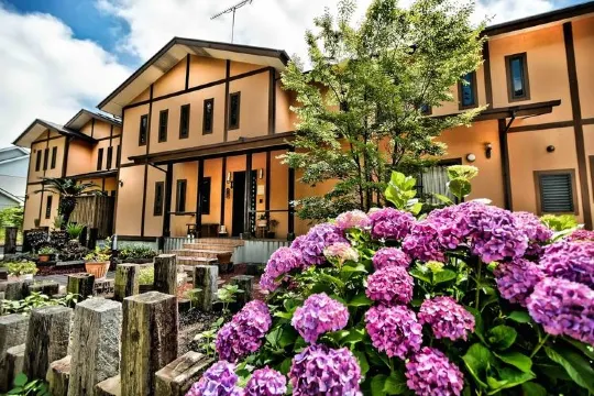 Raku Yado Hana Hana - Itō