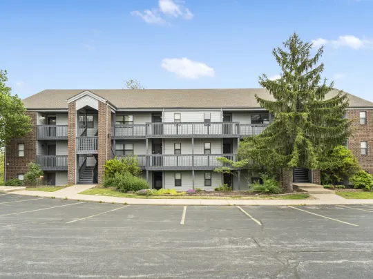 Covered Patio And Golf Course View With Exclusive Savings - Cozy Retreat - Branson, MO