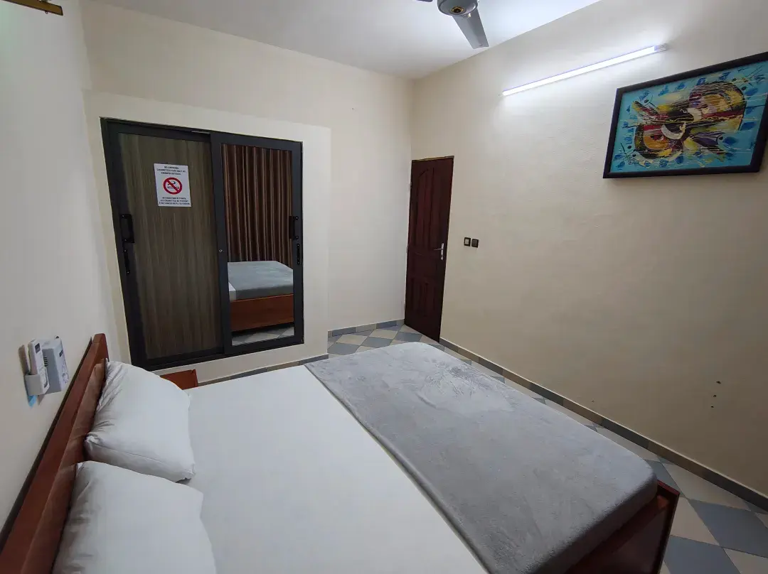 Chambre Queen Size Exécutive à Cotonou, Bénin - Cotonou