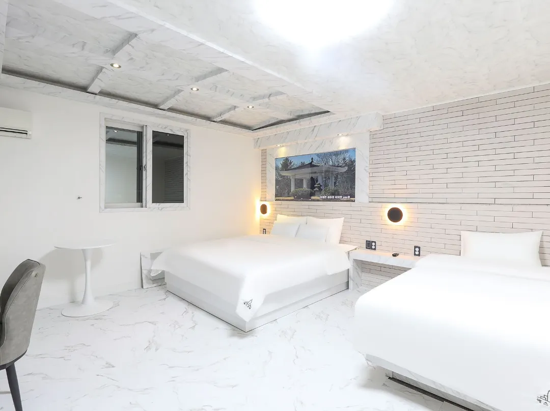 Gyeongju Yes Unmanned Hotel - Gyeongju-si