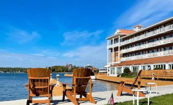 Riveredge Resort Hotel - 2026 Prices and Deals | Trip.com