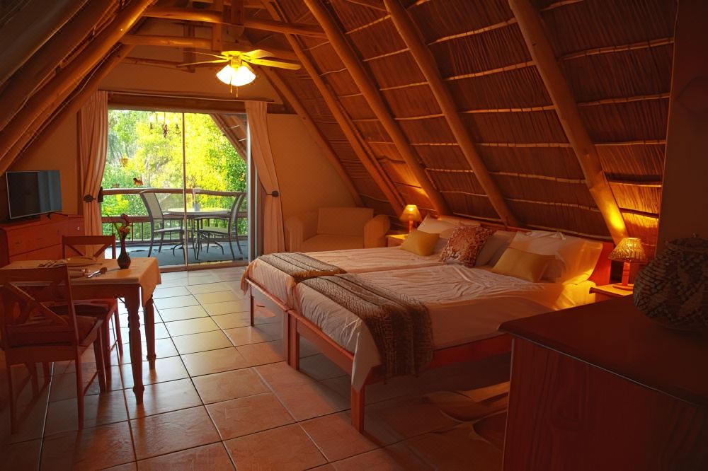 Easy Five Guest House - Somerset West