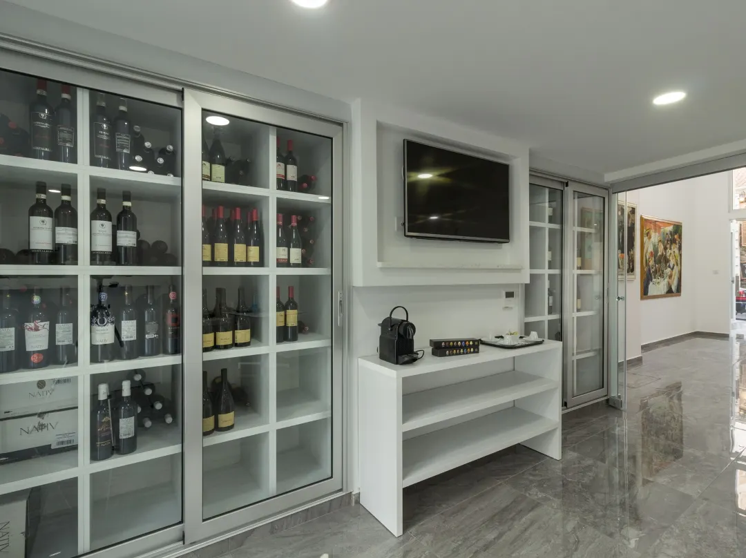 Art & Wine Boutique Hotel - Larnaca
