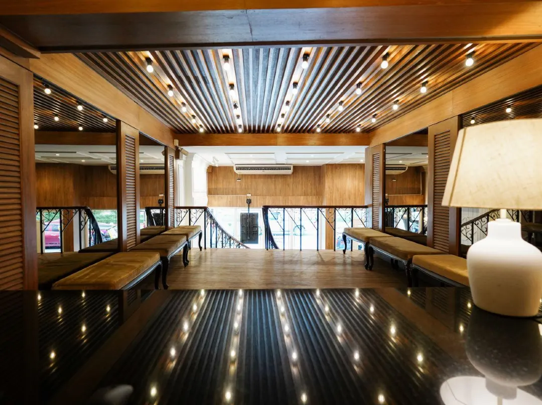 The Posh Phayathai - Dusit District
