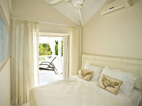 Mango Court #1 - By Zenbreak - Barbados