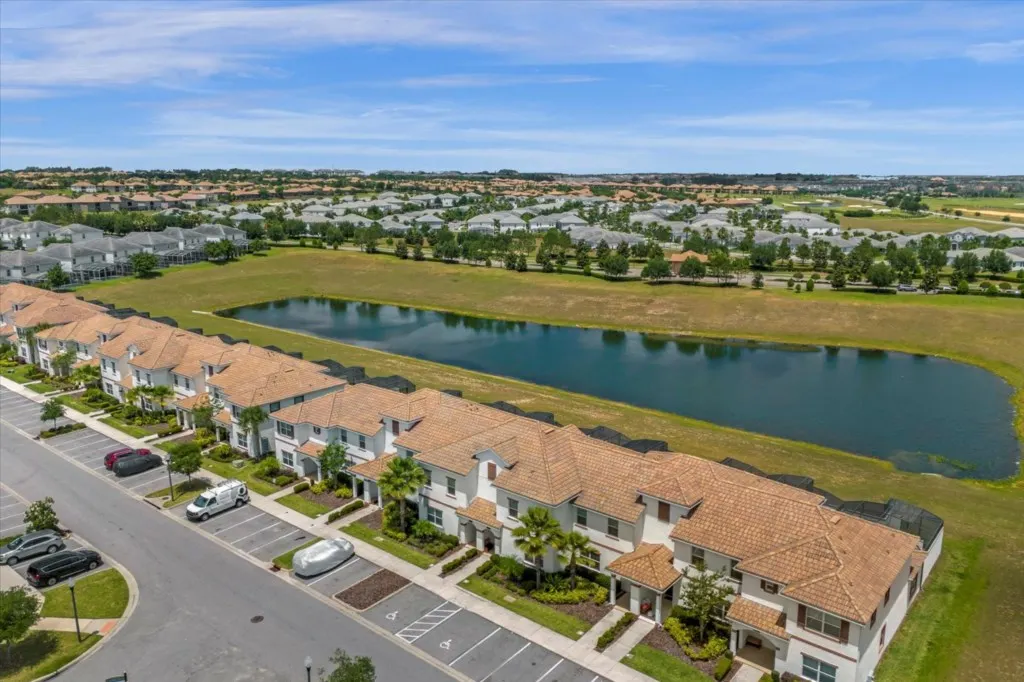 Private Screened-in Pool And Outdoor Oasis - Stunning Family Retreat - Davenport, FL