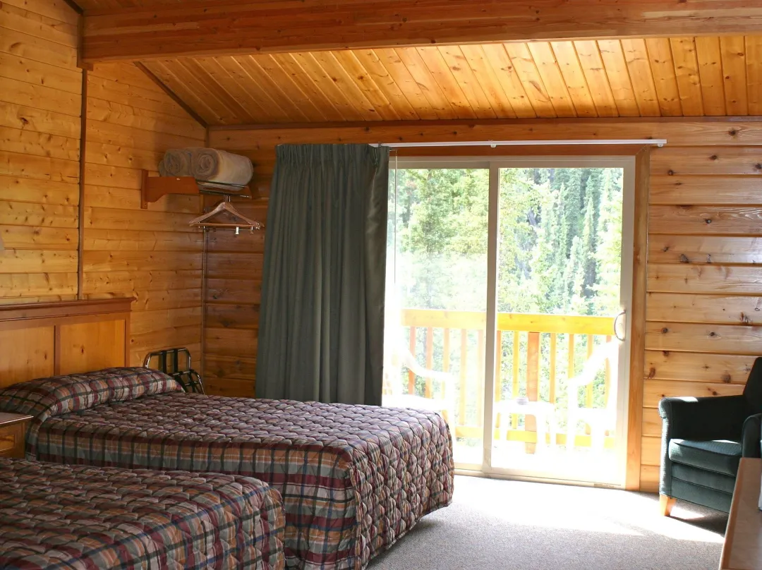 Denali Grizzly Bear Resort - Alaska