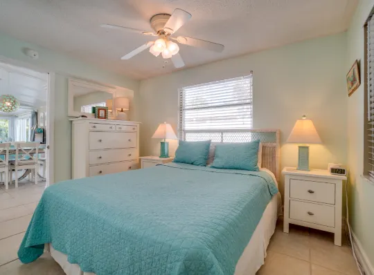 Private Heated Pool And Outdoor Dining Area - Charming Coastal Oasis - Bradenton Beach, FL