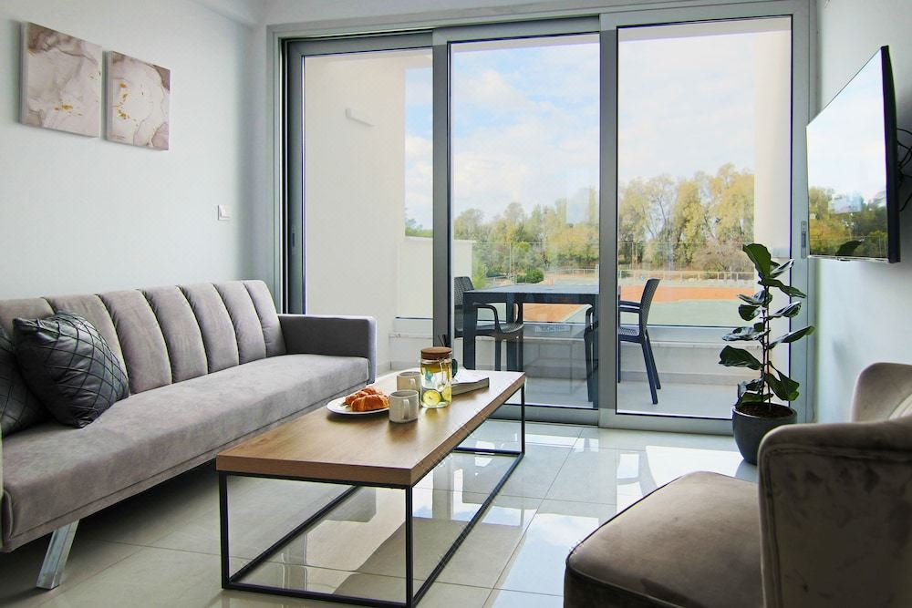 Phaedrus Living: Seaside Executive Flat Harbour 204 - Kato Paphos