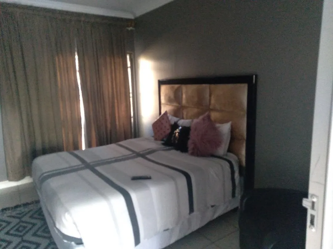 130 Market Bed And Breakfast - Randburg