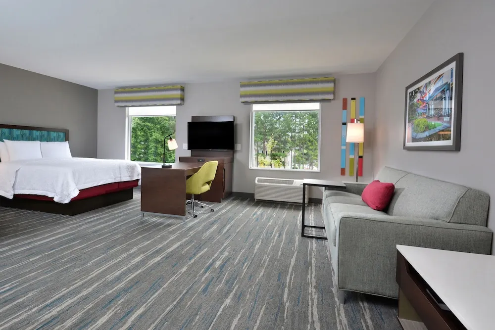 Hampton Inn & Suites Durham University Medical Center - Hillsborough, NC