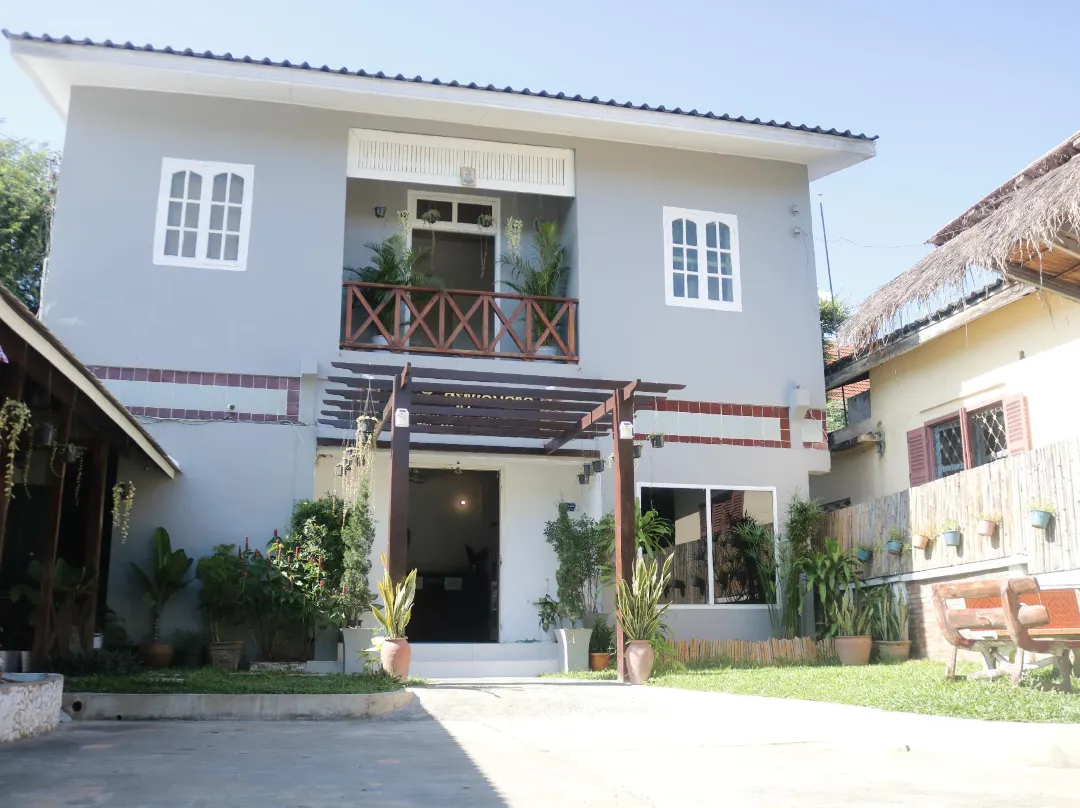 Moon's House Hotel - Luang Prabang
