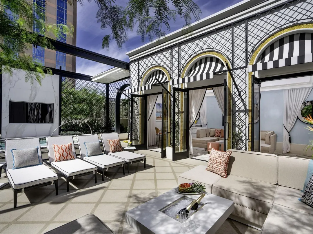The Venetian Prestige Club Lounge – Daily Breakfast Included With Private Check-in - Las Vegas, NV