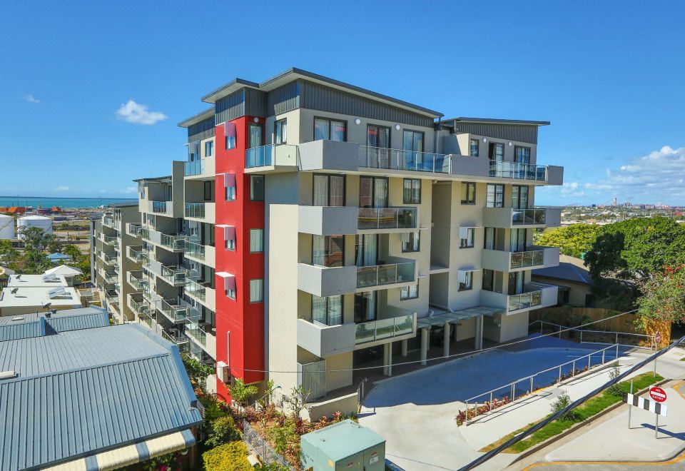 Gladstone Central Plaza Official, Gladstone Central - Latest Prices and ...