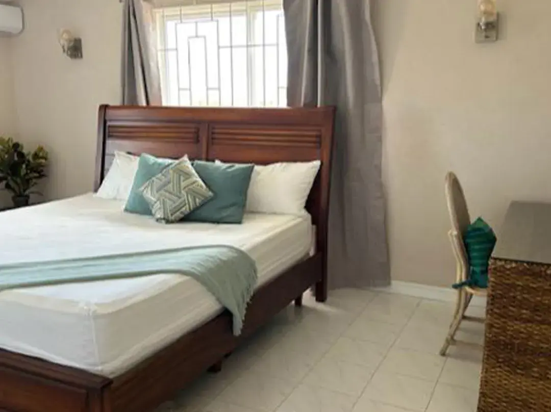 Welcome To Hope Winds, A Charming Property Ranch-style House On A Seren - Barbados