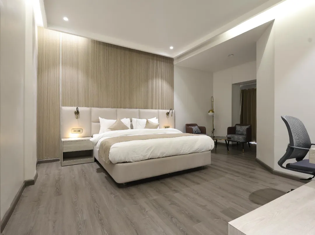 Hotel Swarn Towers - Bareilly