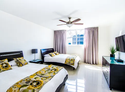 Ocean Reserve 818 - Aventura, FL