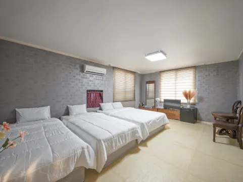 Pohang Heunghae Blue - Gyeongsangbuk-do