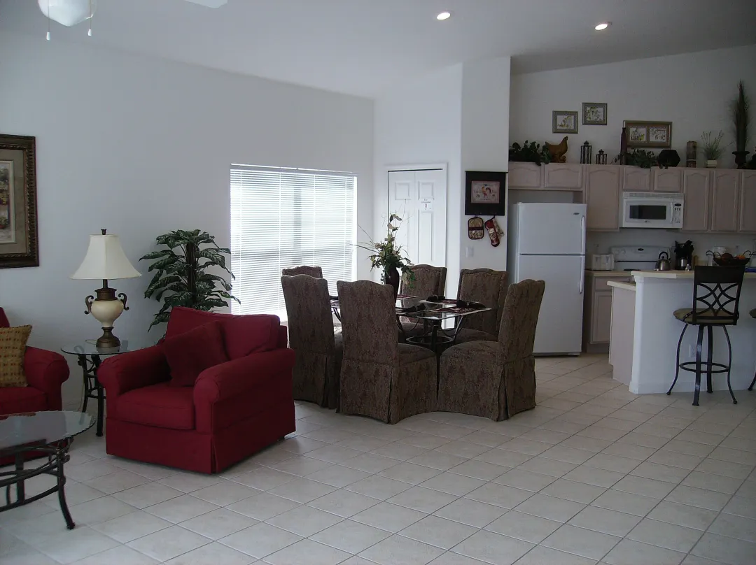 4 Bedroom Platinum Home With Games Room And Spa - Davenport, FL