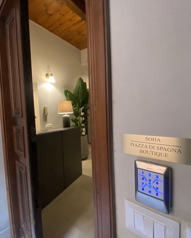 Soha Piazza Di Spagna Boutique - روما
