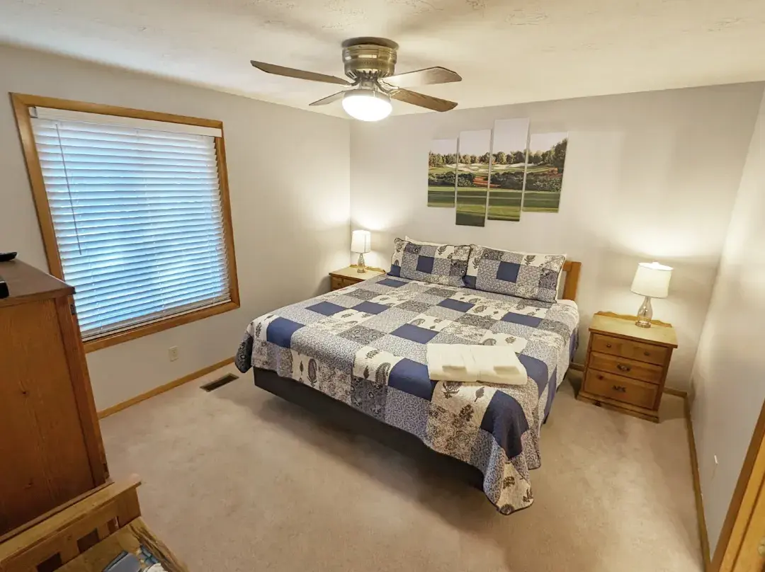 Charming Cabin Retreat With Hot Tub And A/c - Inviting And Cozy - Sunriver, OR