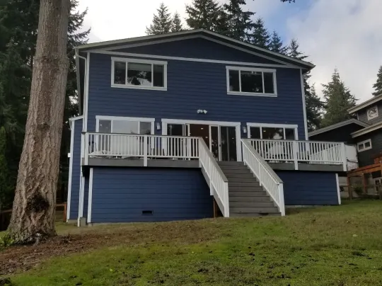 Stunning Waterfront Views And Cozy Amenities - Enchanting Cascade Retreat - Whidbey Island, WA