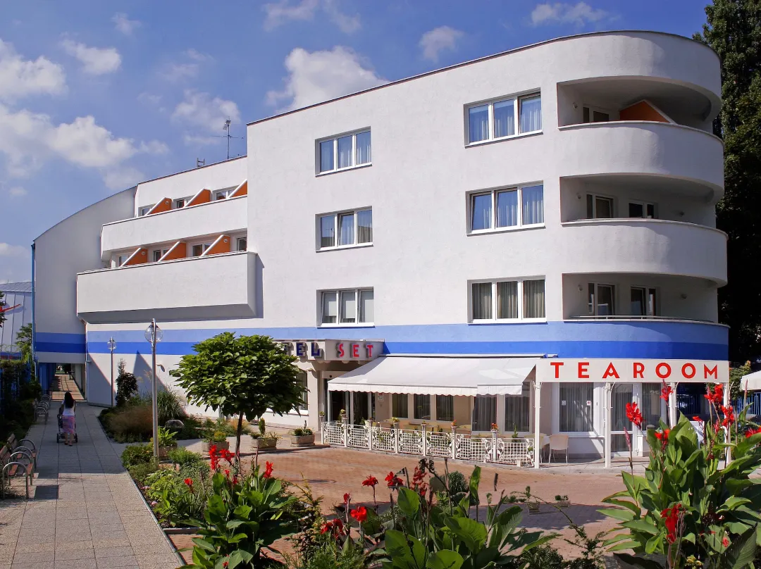 Hotel Set - Bratislava