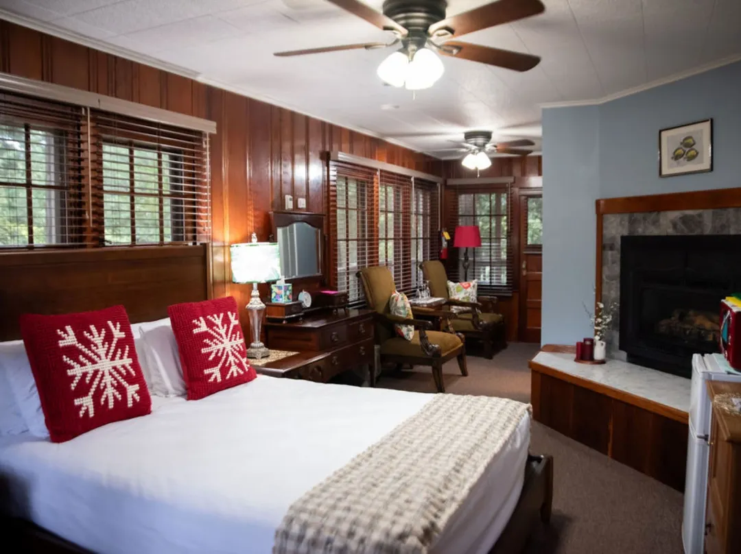 Miranda Gardens Resort - Humboldt County, CA