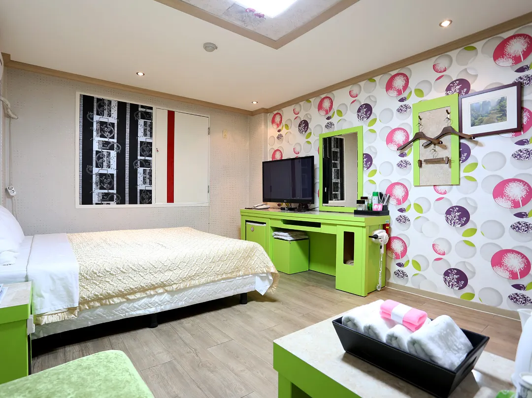 Pocheon Seokwa Motel - 포천시