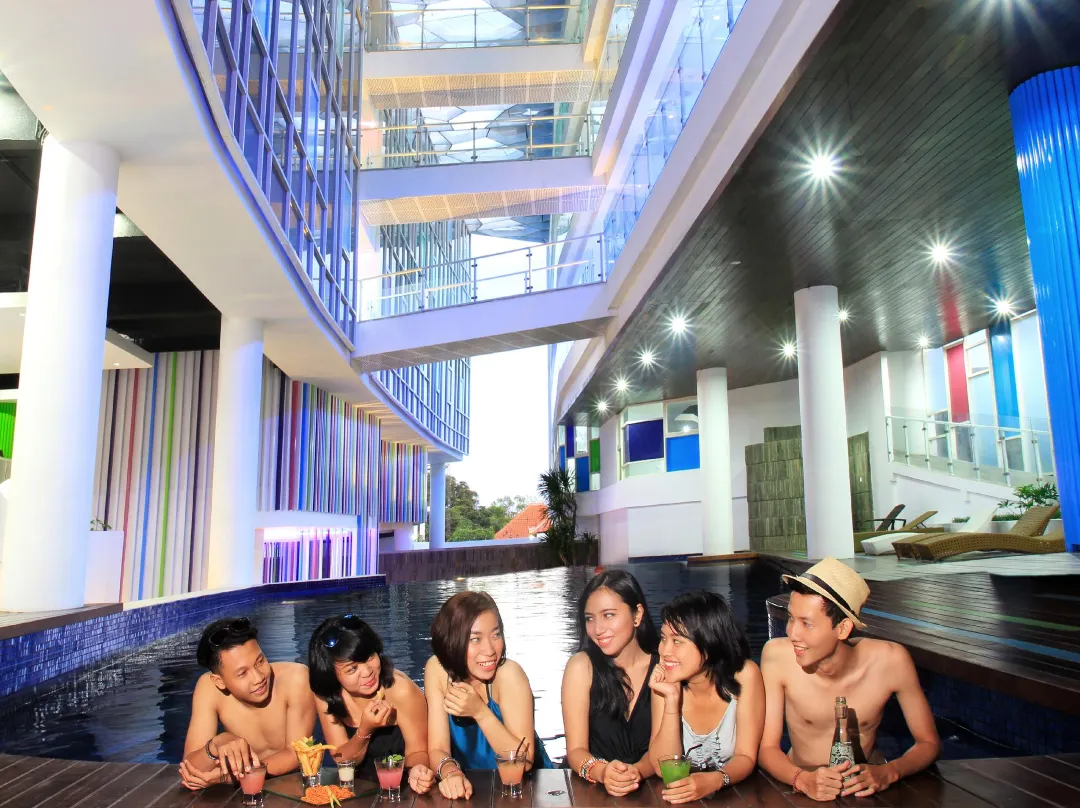 Berry Glee Thematic Hotel - Denpasar