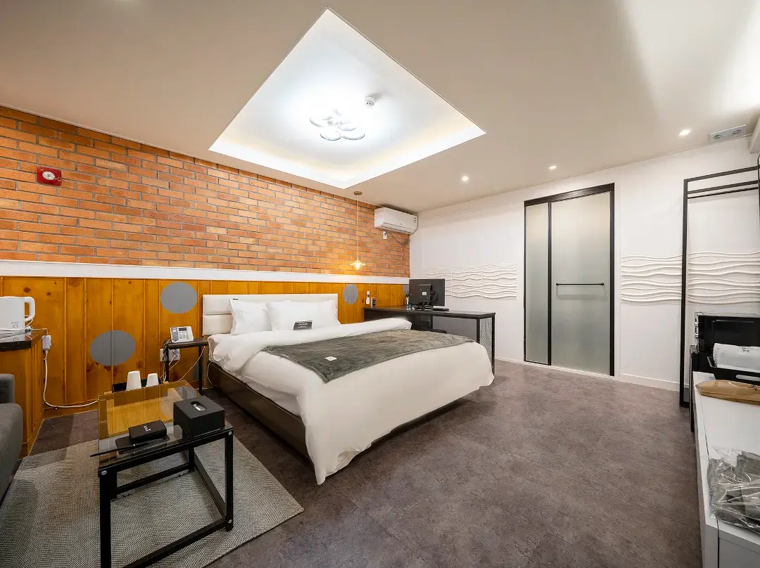 Cheongdo Hotel X - Gyeongsan-si