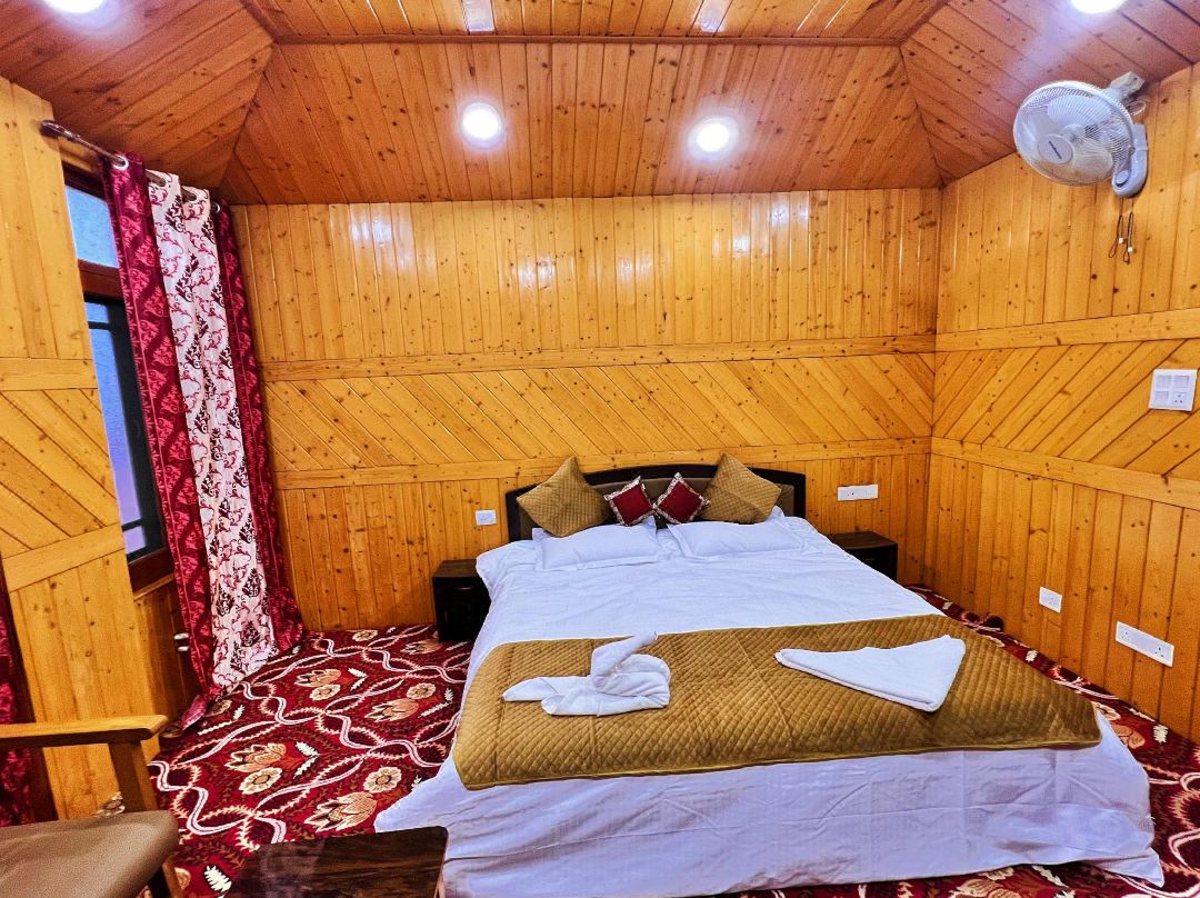 Roseline Inn - Srinagar