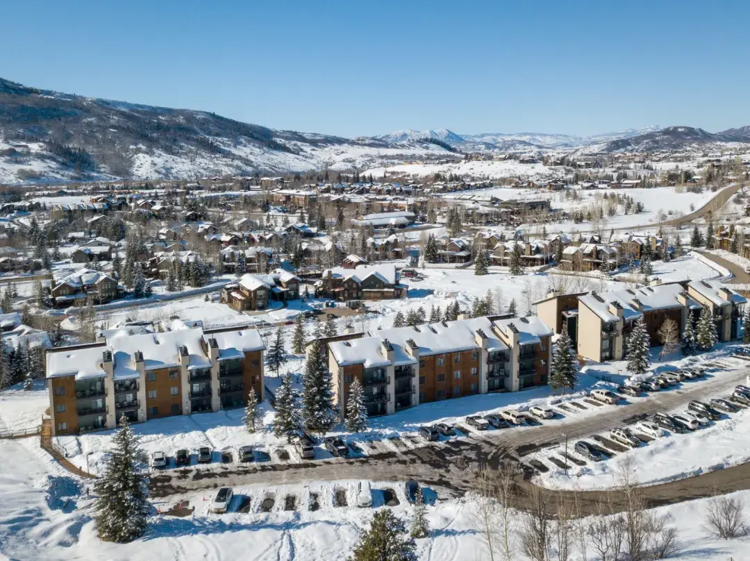 Ground Floor Access With Pool And Hot Tubs - Stylish Getaway - Steamboat Springs, CO