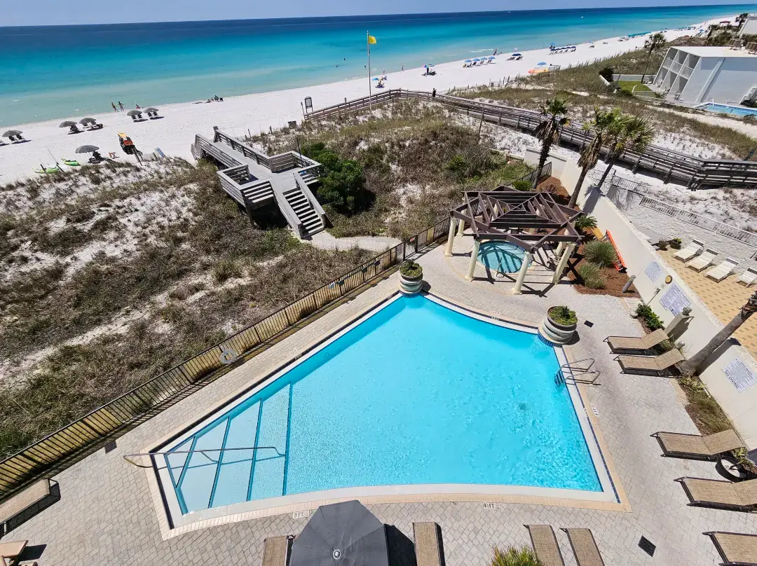 Stunning Beachfront Haven - Spa, Gym, Hot Tub, Grill - Okaloosa Island
