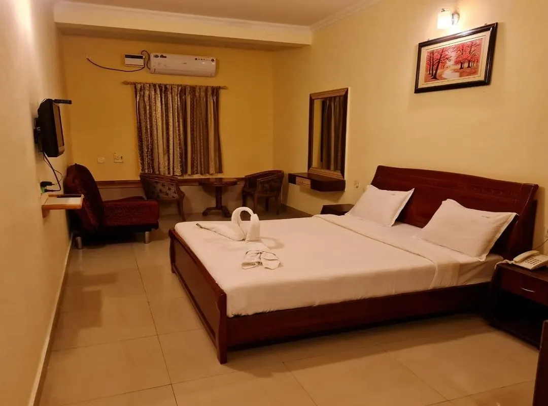 Hotel Hill Breeze - Yelagiri