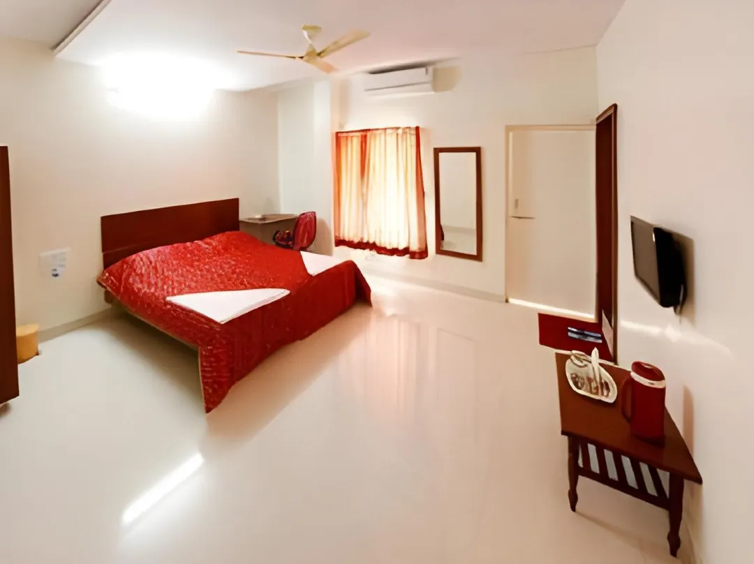Hotel Gurjas - Aurangabad