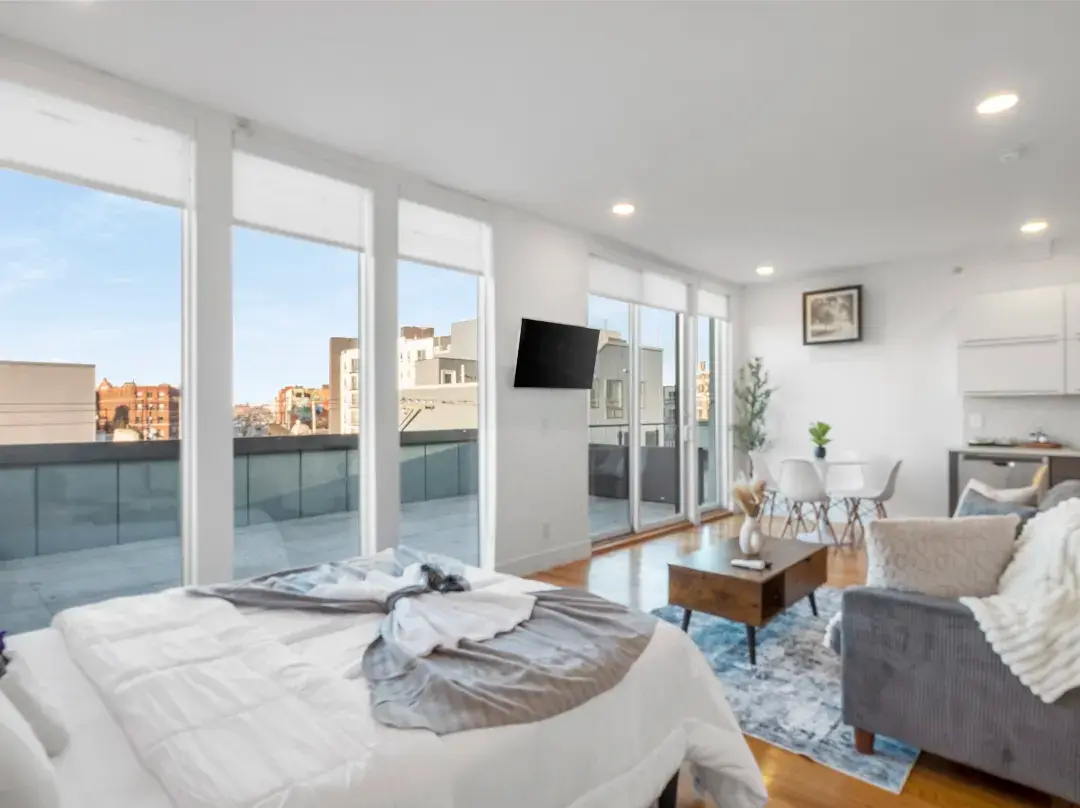 Modern Design And Prime Location - Stylish Haven - カムデン, NJ