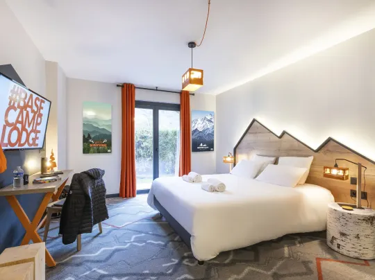 Hotel Base Camp Lodge - Albertville - Savoie