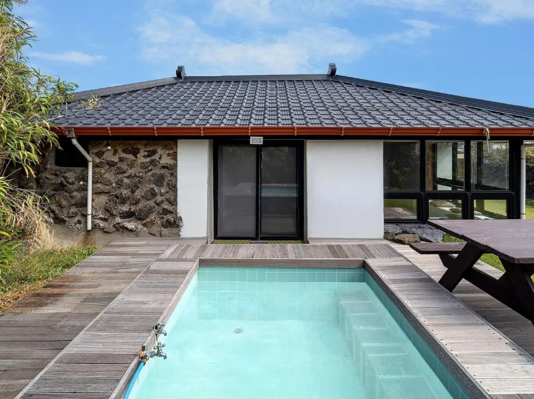 Pyeongdae Moons Stay Pension - Jeju-si