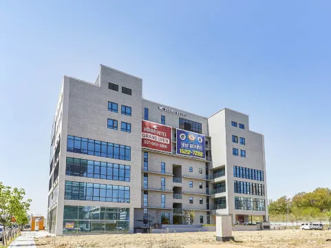 Pyeongtaek Hound Godeok New Town - Pyeongtaek