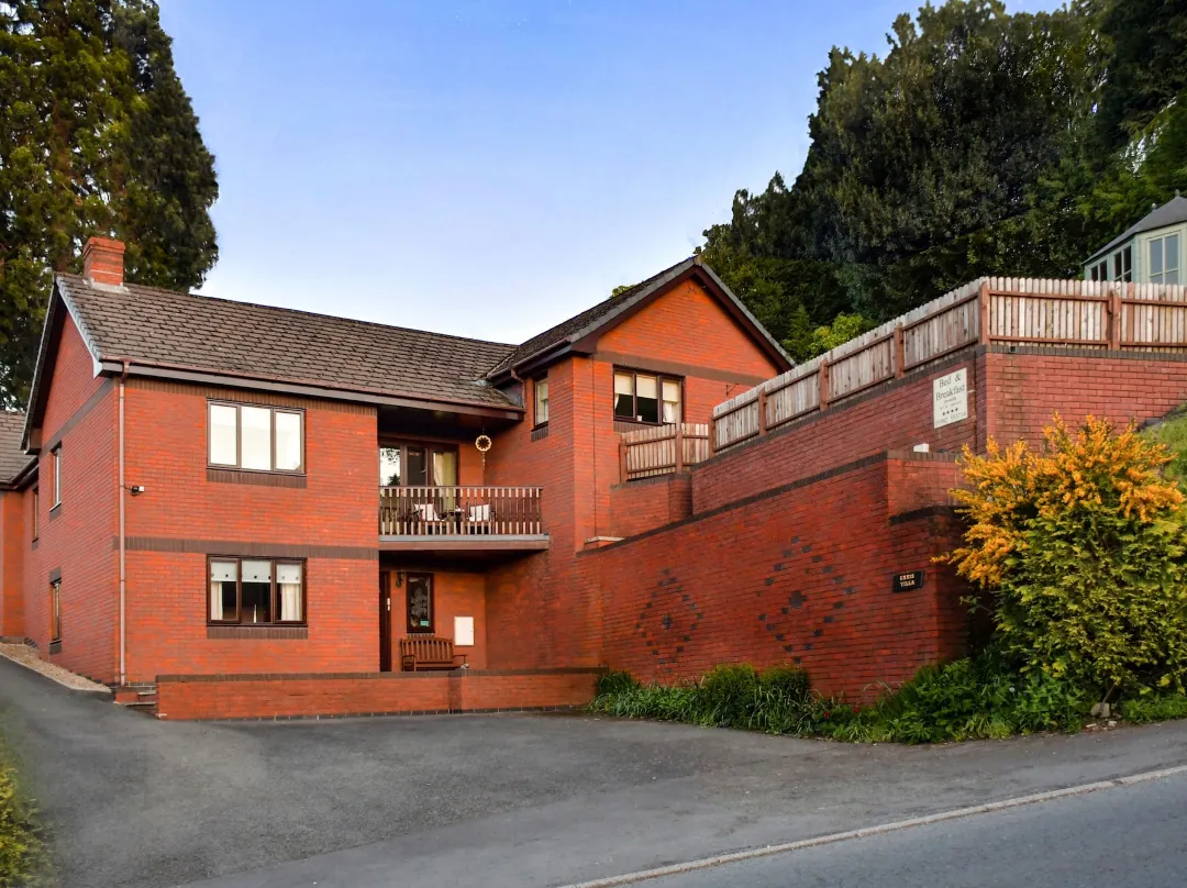 Erris Villa - Builth Wells