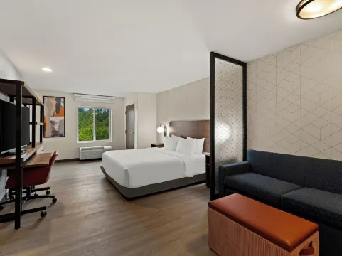 Everhome Suites Brownsville - Brownsville, TX