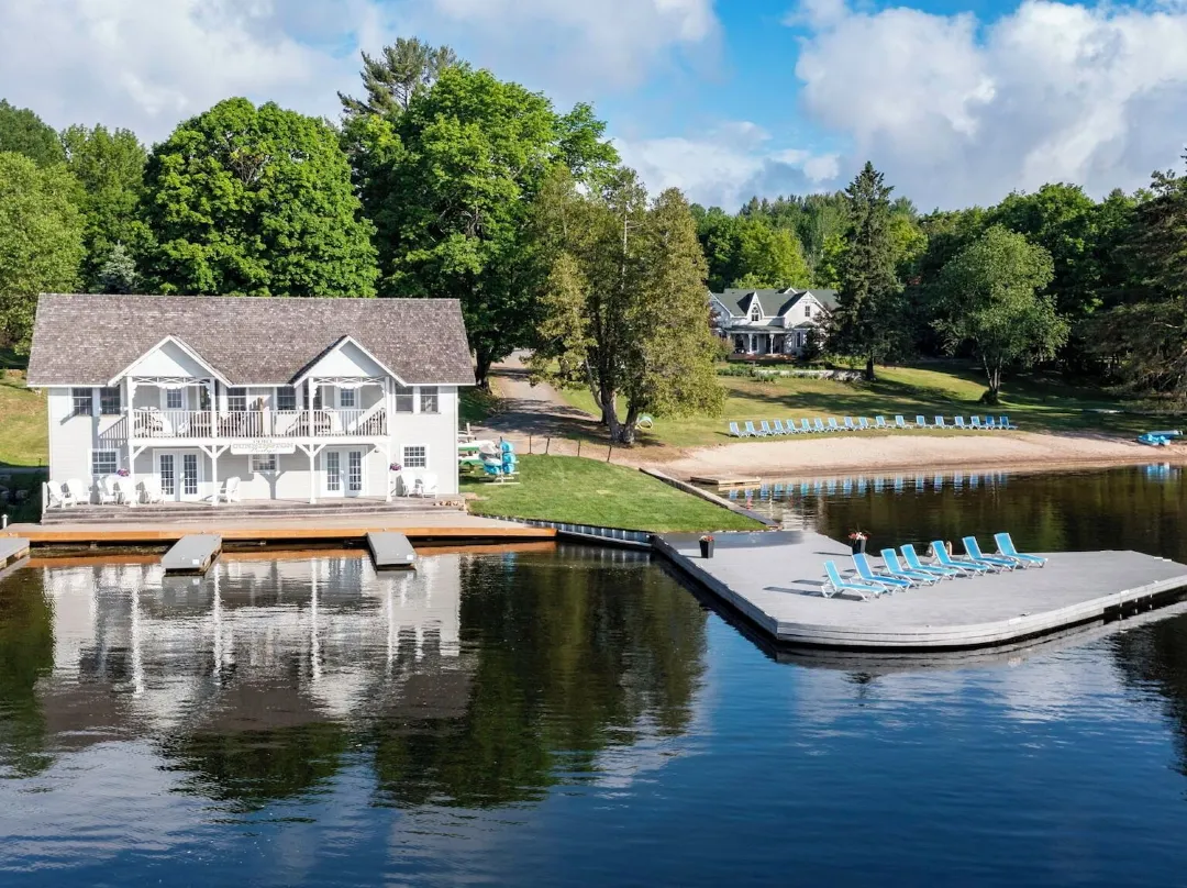 Port Cunnington Lodge & Resort - Ontario