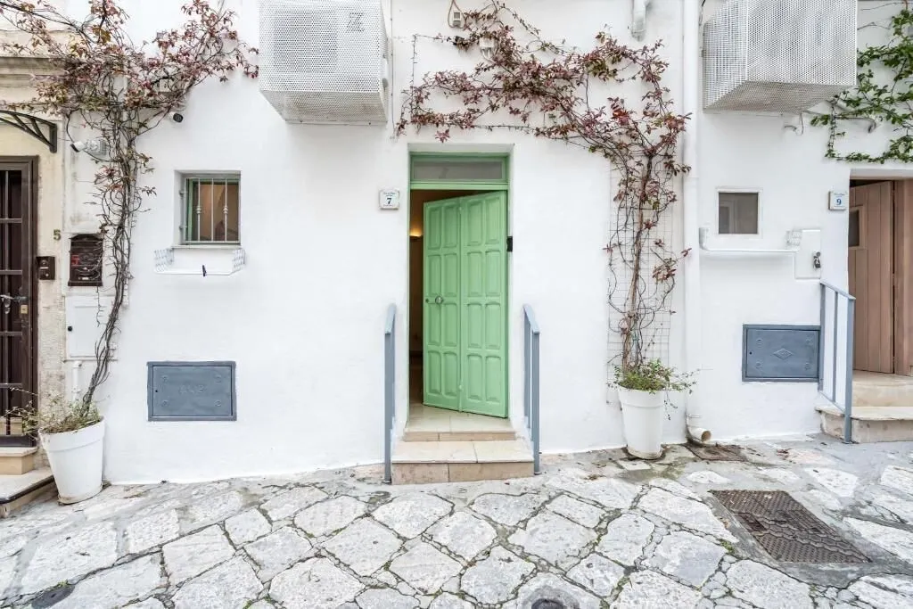 Vico Di Ostuni Stone Houses In The Heart Of Ostuni By Rentbeat - Ostuni