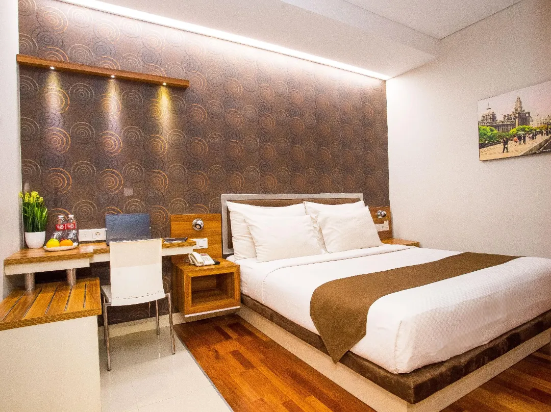 Life Hotel Sudirman Surabaya - Surabaya